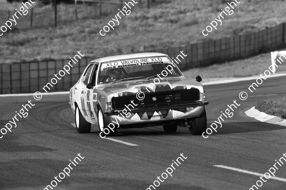 1975 Wynns 34 Cortina 6 Gibb Booysen (permission Malcolm Sampson Motor ...