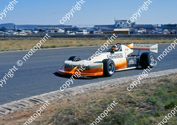 1977 Welkom FA 8 John Gibb March 77B (courtesy Roger Swan) (10) – Motoprint