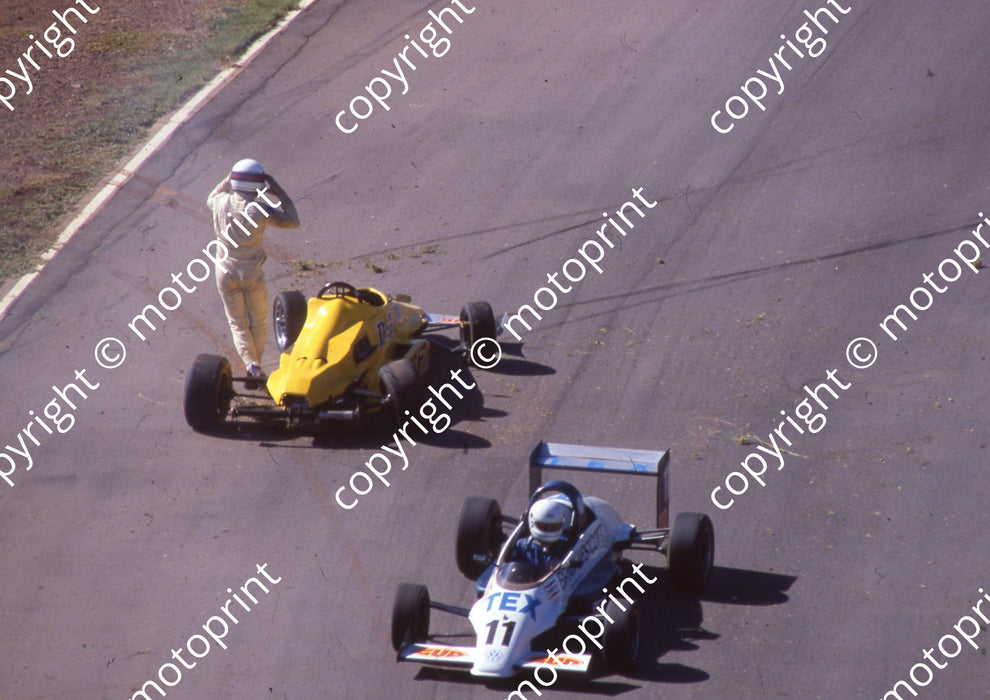 1990 Kya GTI 44 Duncan Vos Matt-a-Daw (Colin watling Photographic) (6 ...