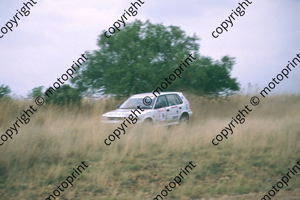 1993 Total 15 Hergen Fekken, Neil Fourie Conquest (R Swan) (2) – Motoprint