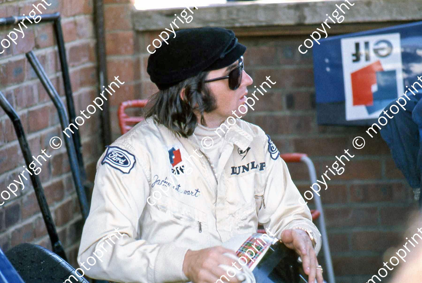 P Jackie Stewart polishing helmet – Motoprint