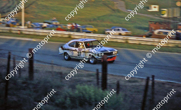 SL (thanks to Stuart Falconer) a 642 1978 Wynns 1000 Mazda Dron C Burf ...