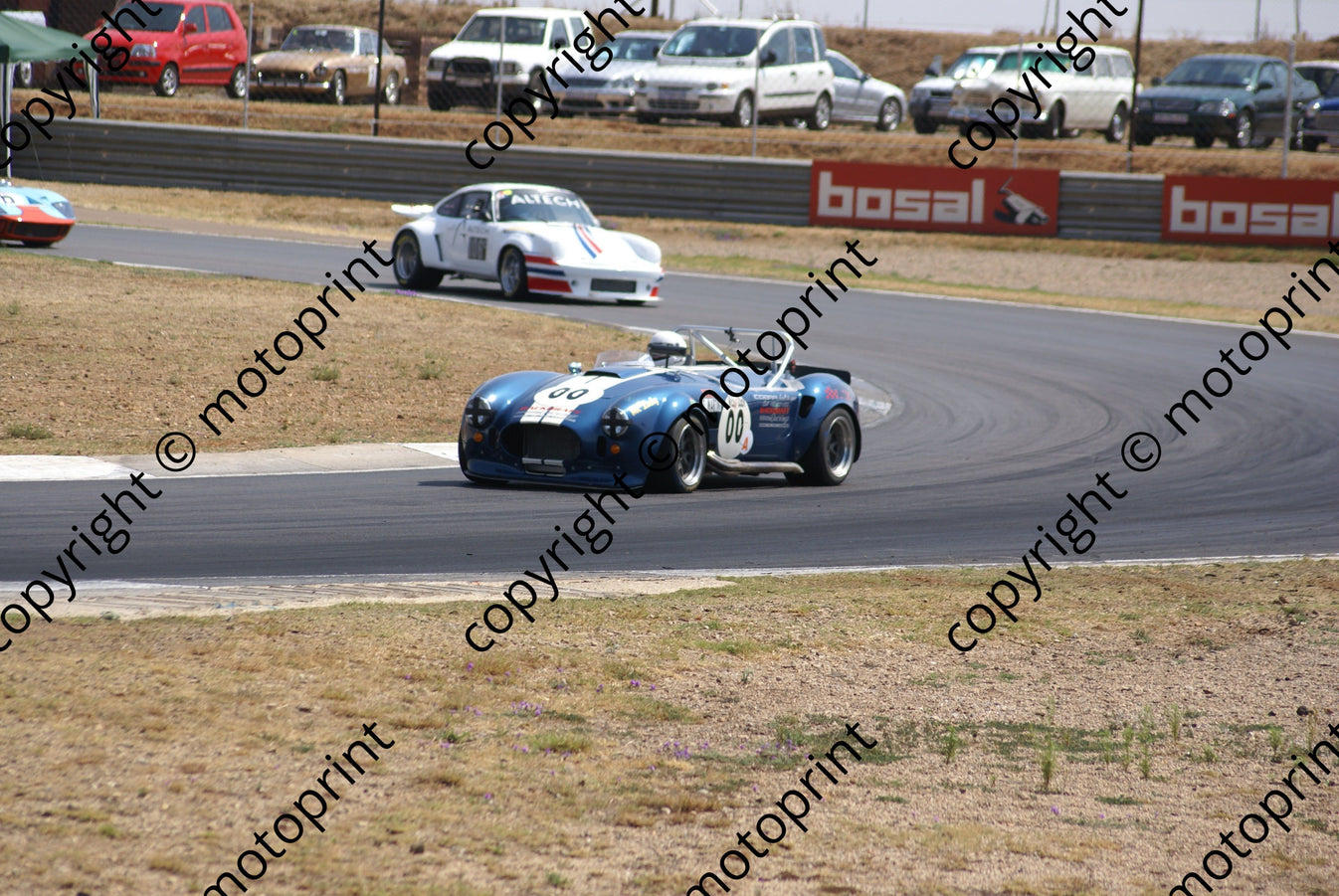 SP Martin Cobra Bricknell Porsche check – Motoprint