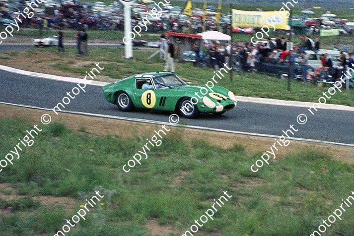 SP (thanks Stuart Falconer) a 056 1963 9 hr Ferrari 250GTO Piper Maggs ...